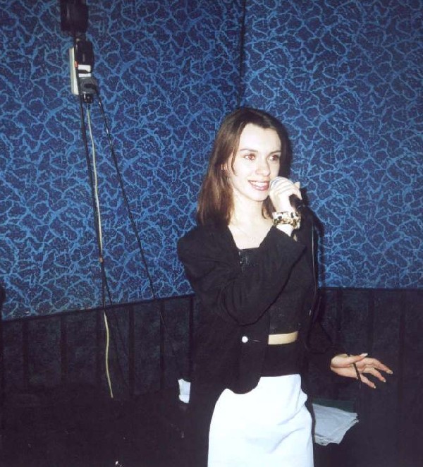 Russian singer Elena Harris from Grand Forks, ND