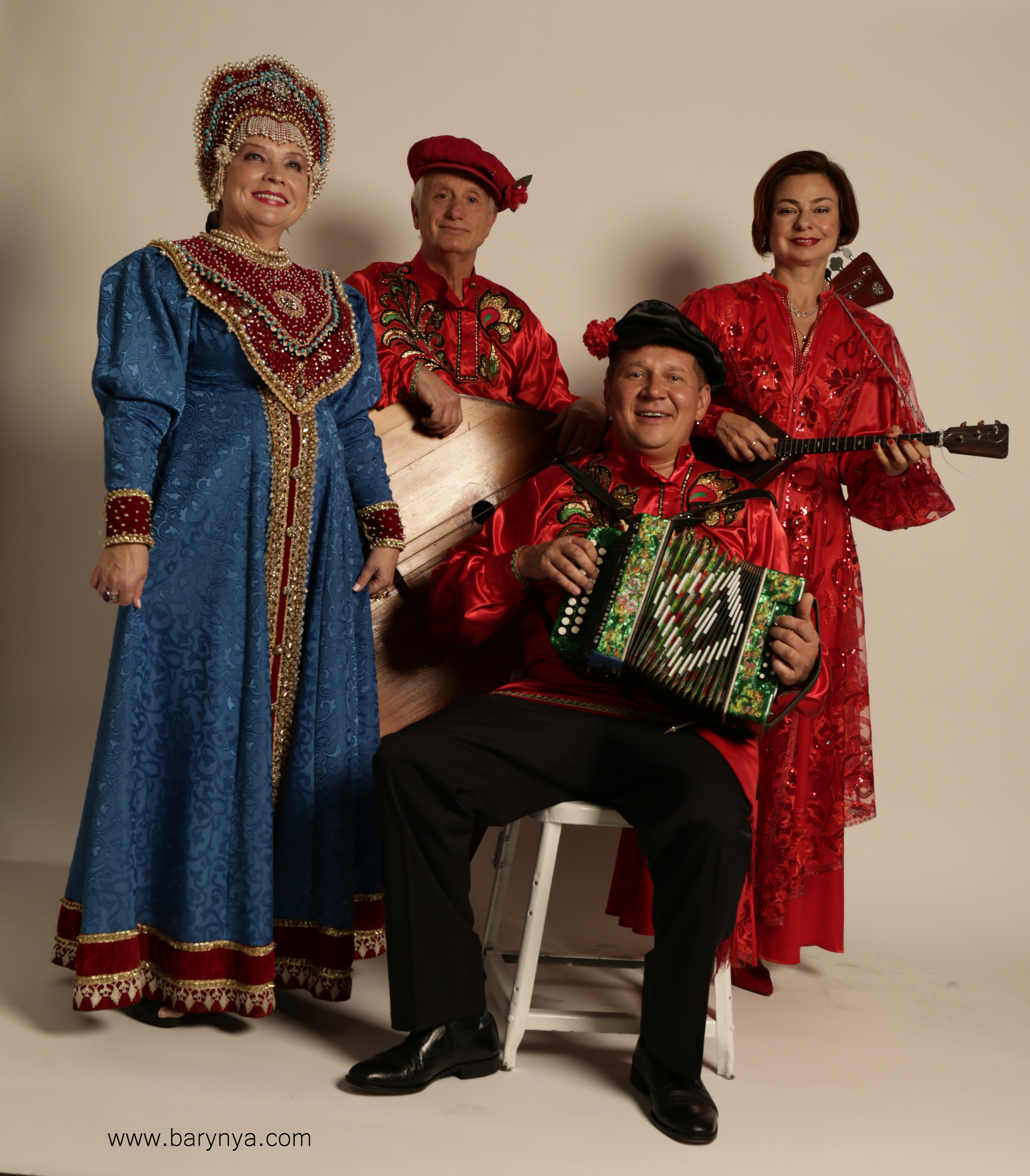 Photos of Russian garmoshka player Mikhail Smirnov, Ensemble Barynya ...